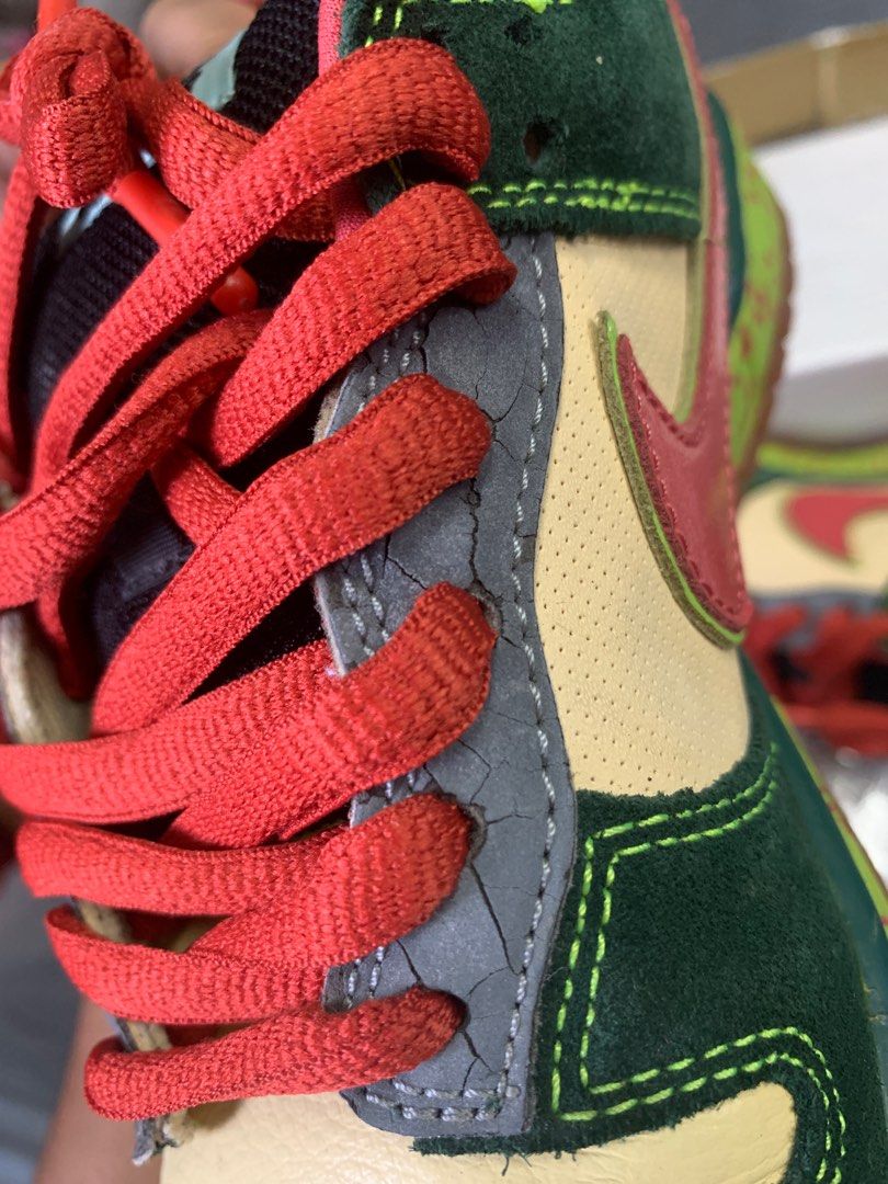 Nike SB Dunk Mosquito (UK5.5), Men's Fashion, Footwear, Sneakers on ...