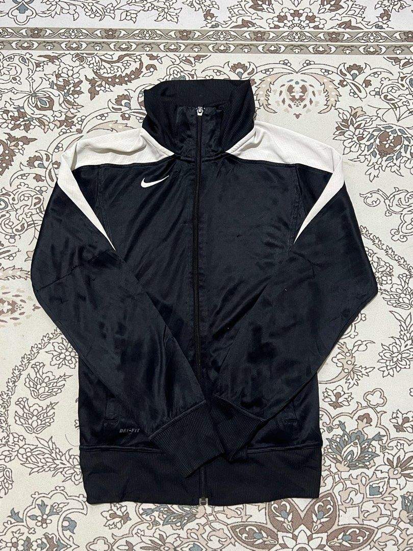 NIKE TRACKTOP JACKET, Men's Fashion, Coats, Jackets and Outerwear on ...