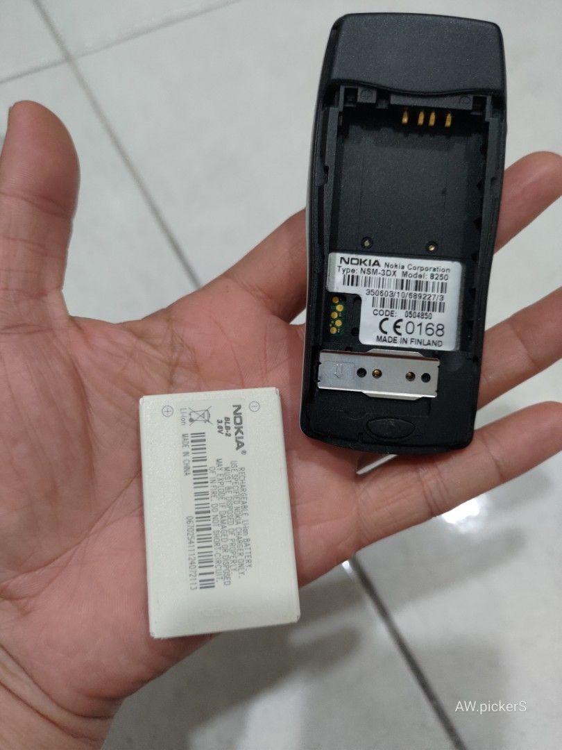 Nokia 8250 Butterfly, Mobile Phones & Gadgets, Mobile Phones, Early Generation Mobile Phones on ...