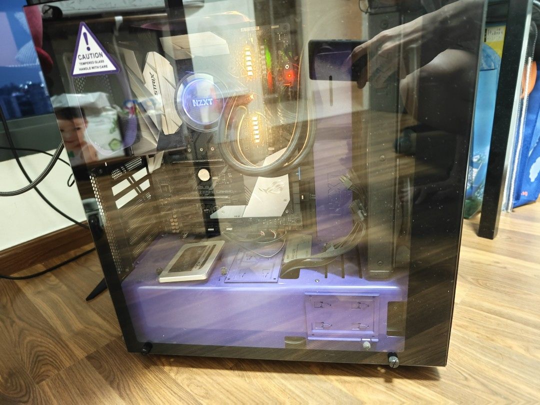 NZXT mid tower case with NZXT water cooler, Computers & Tech, Desktops ...