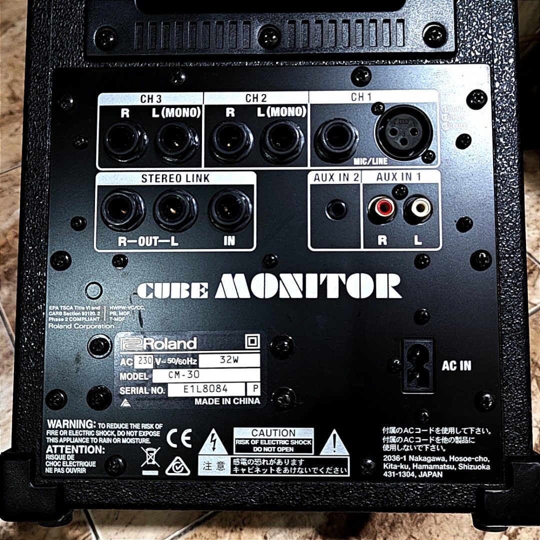 ROLAND CUBE MONITOR CM-30, Hobbies & Toys, Music & Media, Musical ...