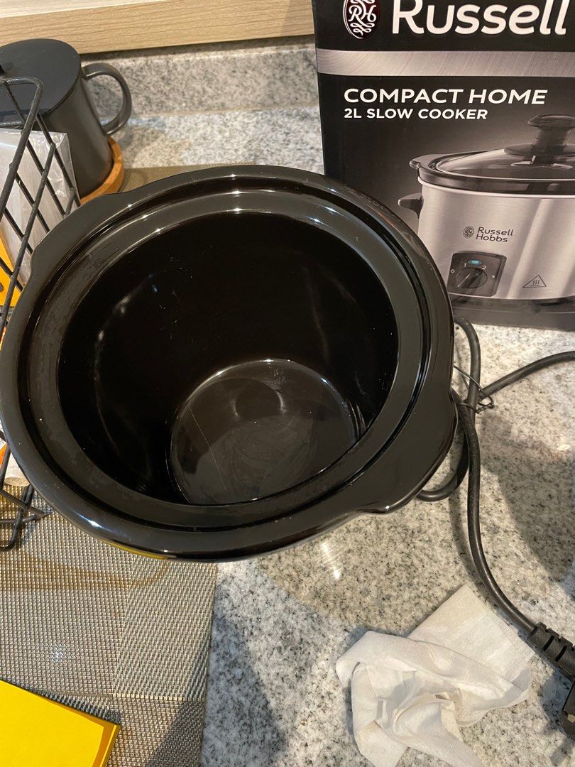 russell hobbs slow cooker 2L, Kitchen & Appliances di Carousell
