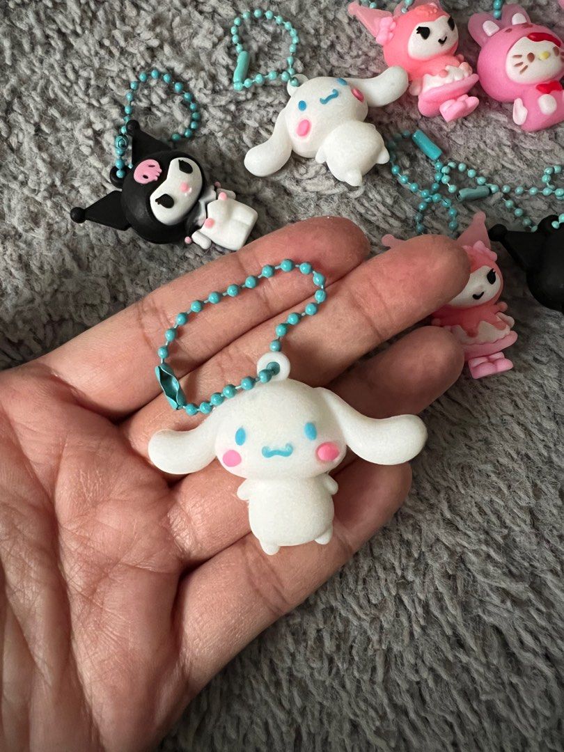 Sanrio melody, kuromh, cinnamoroll, hello kitty keychain, Hobbies ...