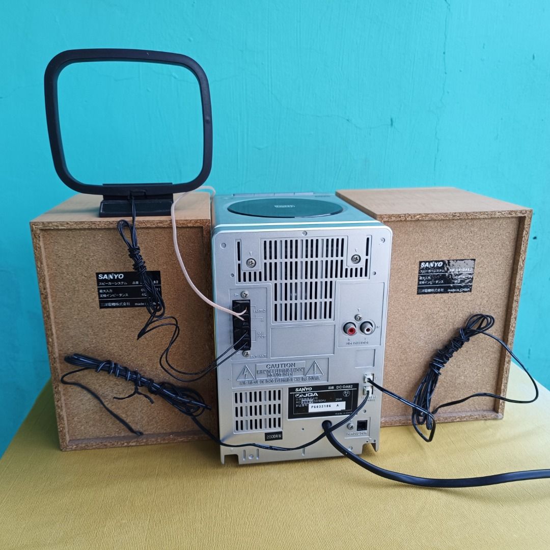 Sanyo DC-DA82 Micro Component System || Serial No. P6832186A, Audio ...