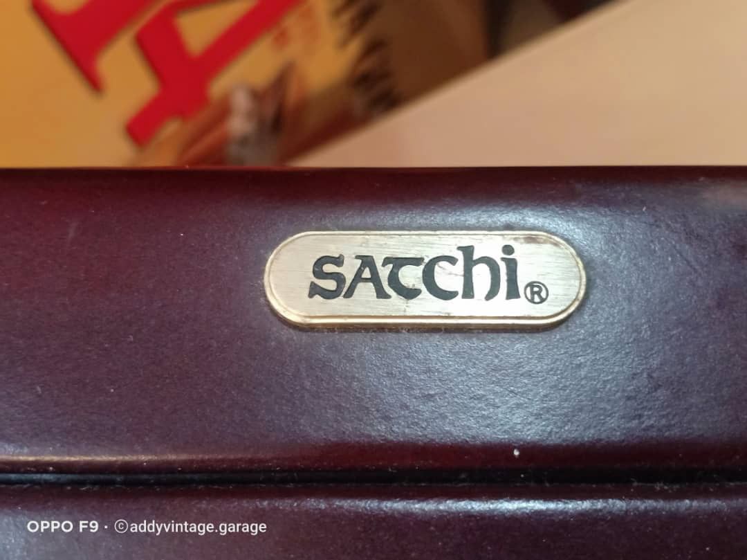 Satchi briefcase leather classic /vintage, Men's Fashion, Bags ...