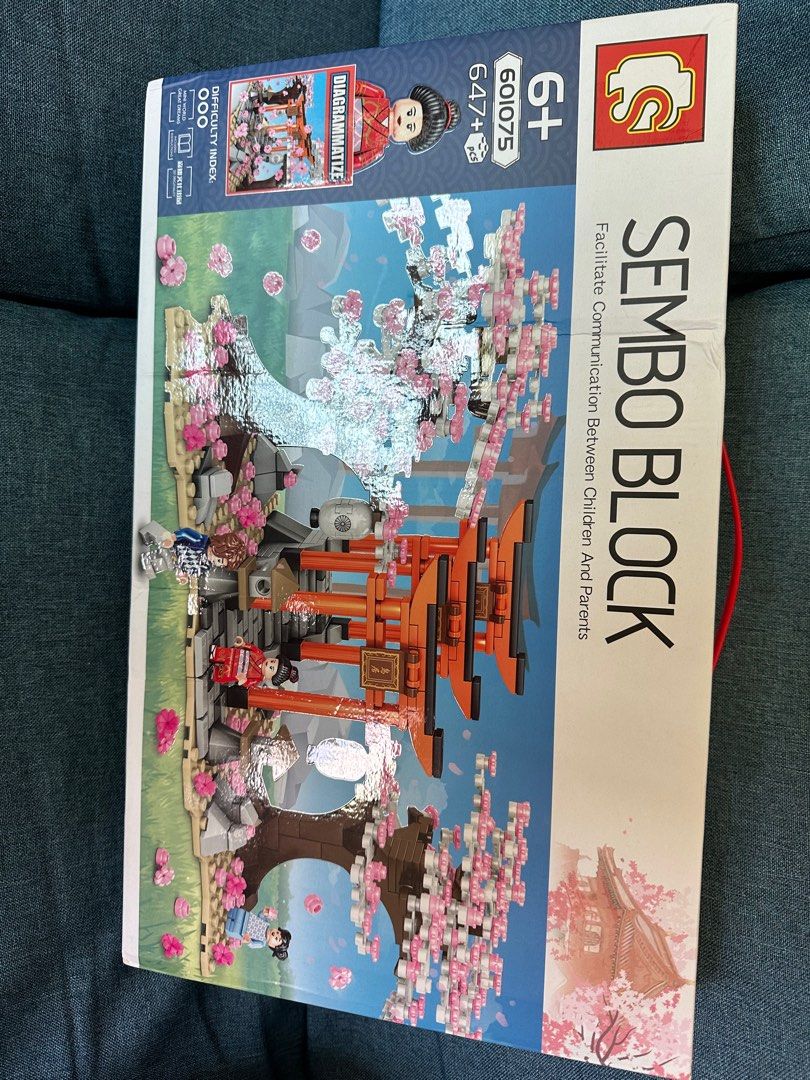 Sembo 601075 Cherry Blossom Lego, Hobbies & Toys, Toys & Games on Carousell