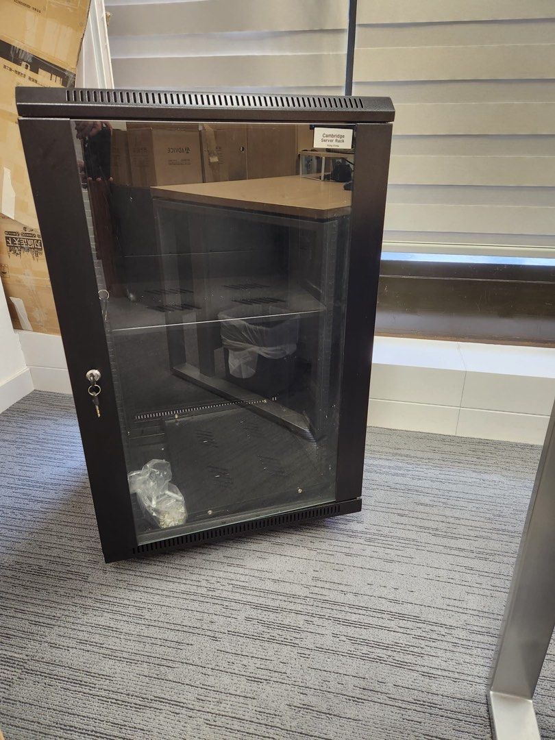 Server Rack, 電腦＆科技, 商務用科技產品 - Carousell