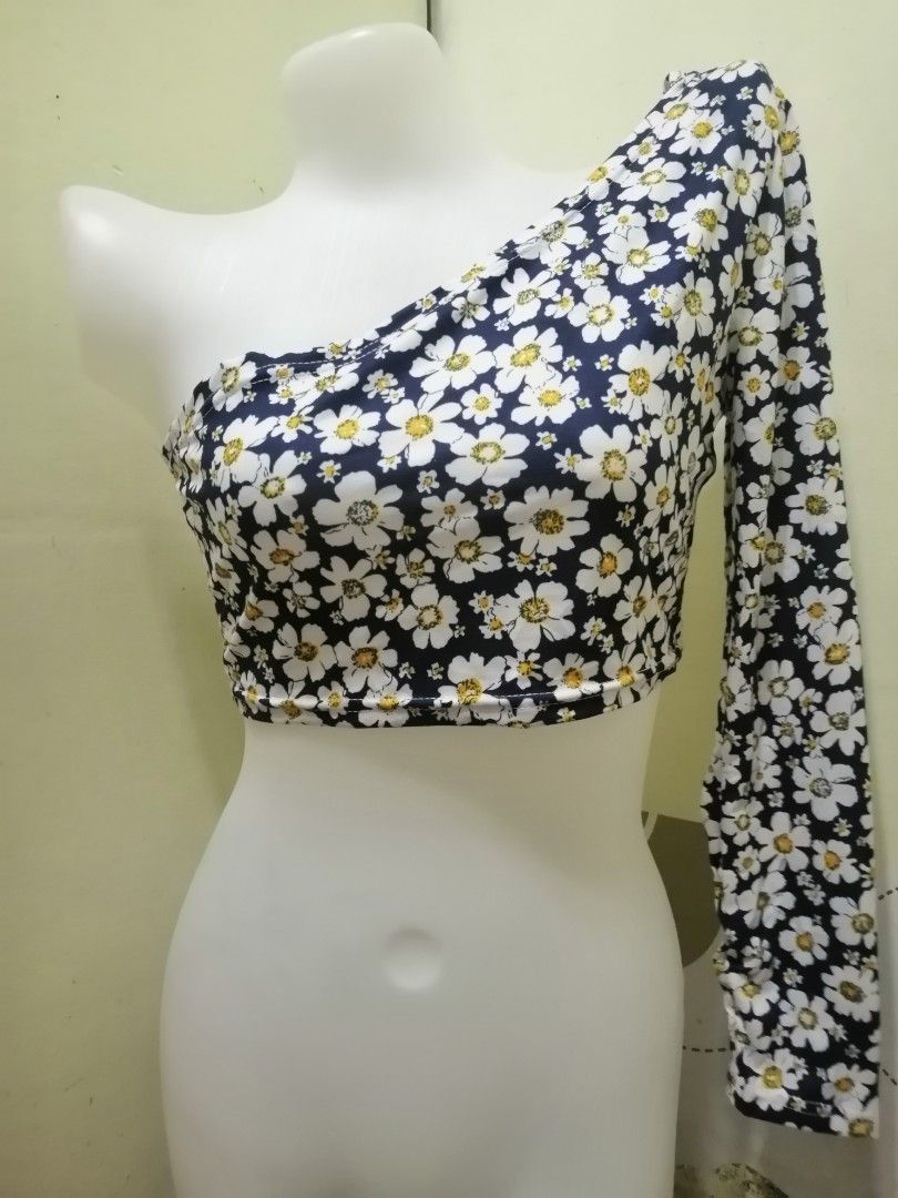 Shein one sided top / shein floral one sided top, Women's Fashion, Tops ...