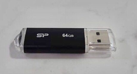Silicon Project & V-Gen Atom USB Drives, Computers & Tech, Parts ...
