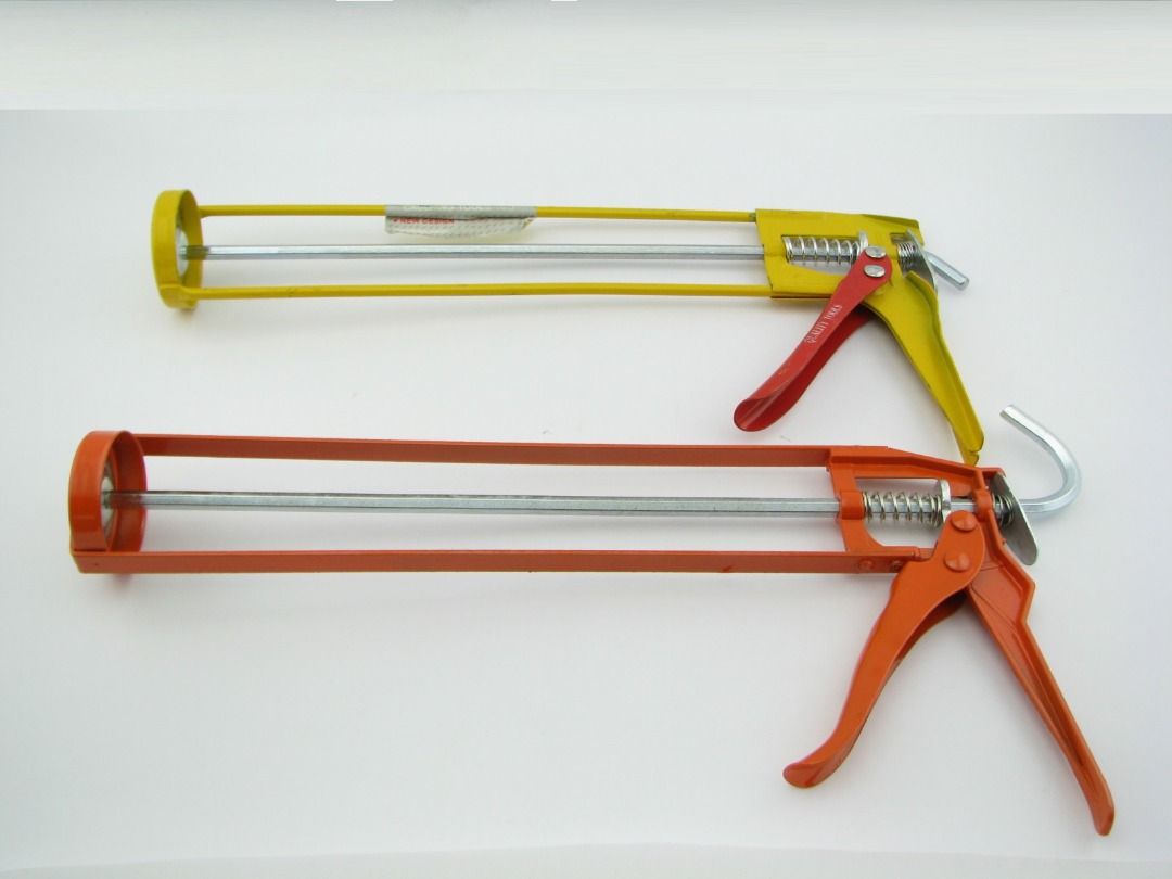 SILICONE GLUE CAULKING GUN PRESS GUN (VARIOUS SIZES), Furniture & Home ...