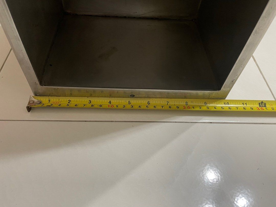 SOLID STAINLESS STEEL ALTAR WALL MOUNT, Hobbies & Toys, Memorabilia ...