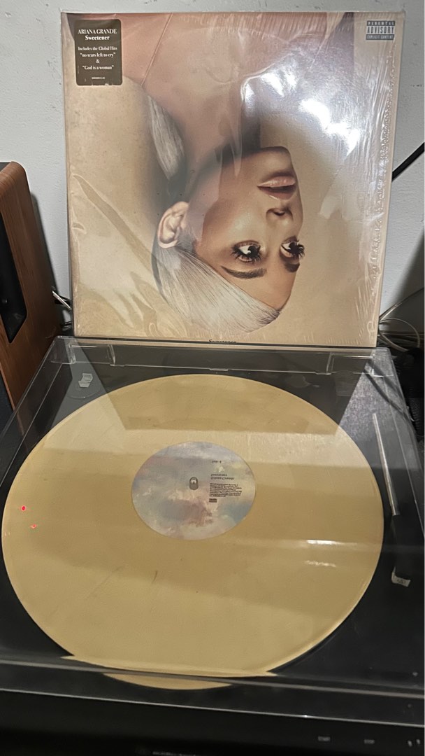 Sweetner- Ariana Grande on Carousell