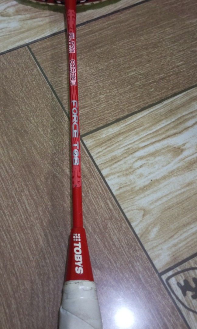 Toby's Badminton racket on Carousell