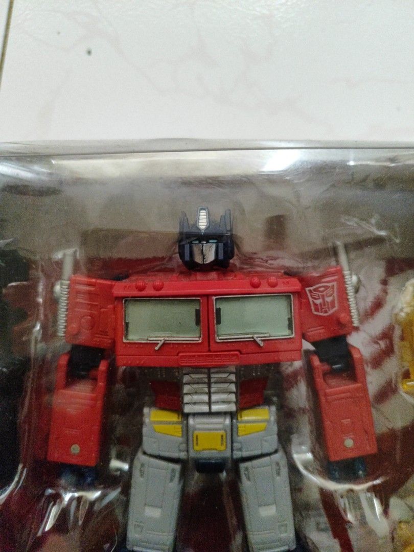 Transformers WFC Netflix Optimus Prime, Hobbies & Toys, Toys & Games on ...