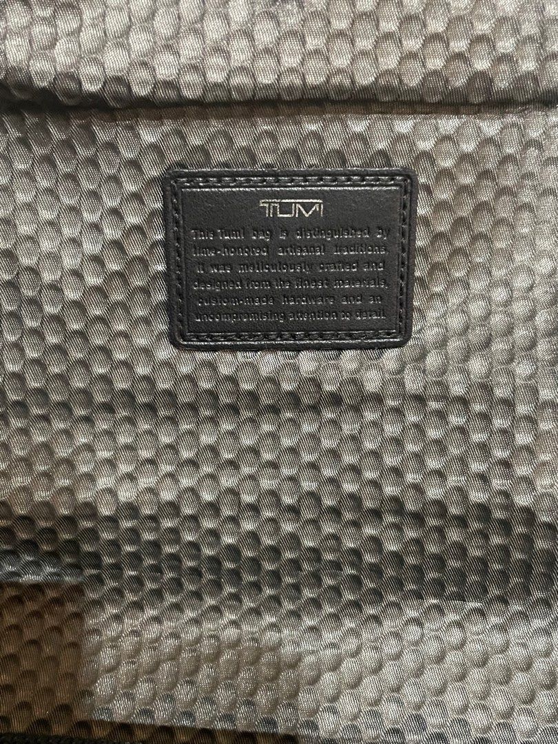 TUMI Alpha Bravo Beale Mini Messenger Bag, Men's Fashion, Bags, Sling Bags on Carousell