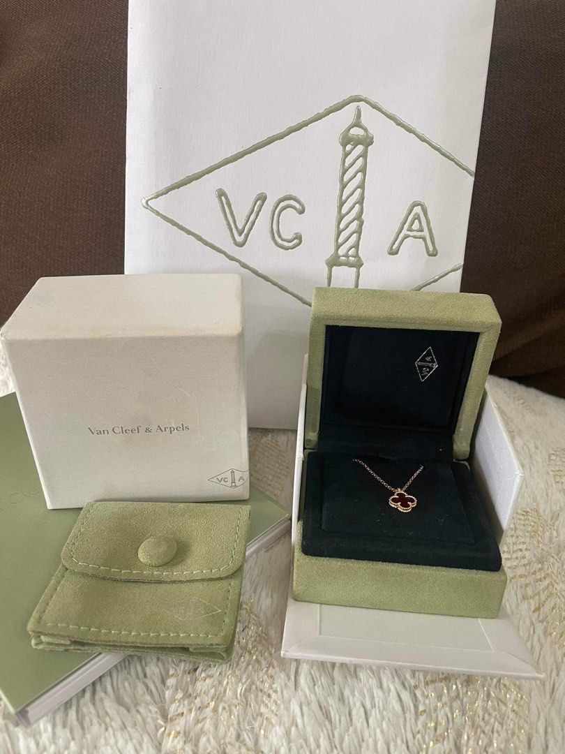 AUTHENTIC VAN CLEEF & ARPELS ( VCA), Luxury, Accessories on Carousell