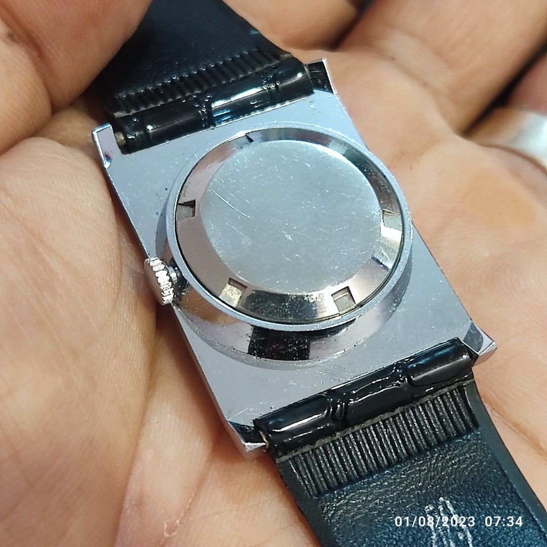 Vintage Excel Crystal Tank Mechanical, Men's Fashion, Watches ...