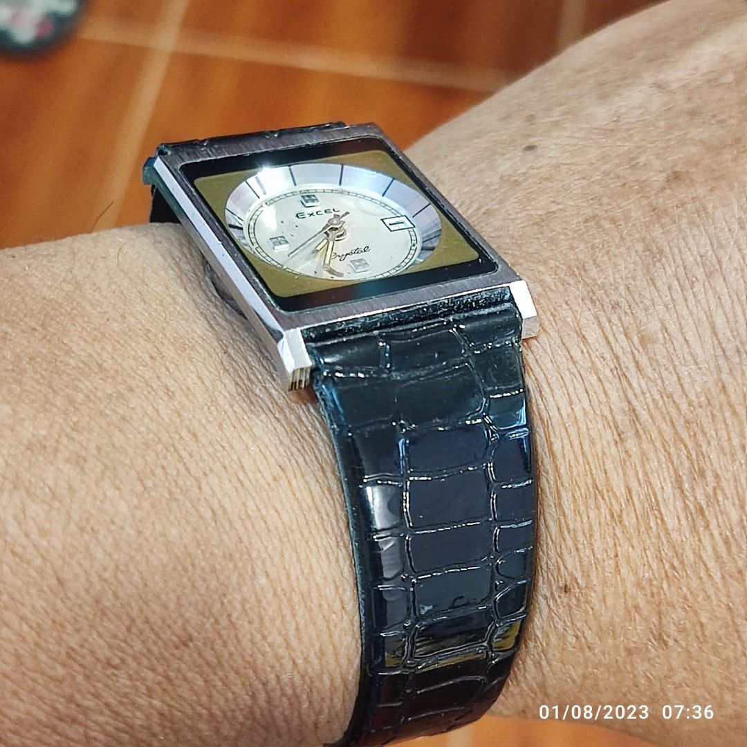 Vintage Excel Crystal Tank Mechanical, Men's Fashion, Watches ...