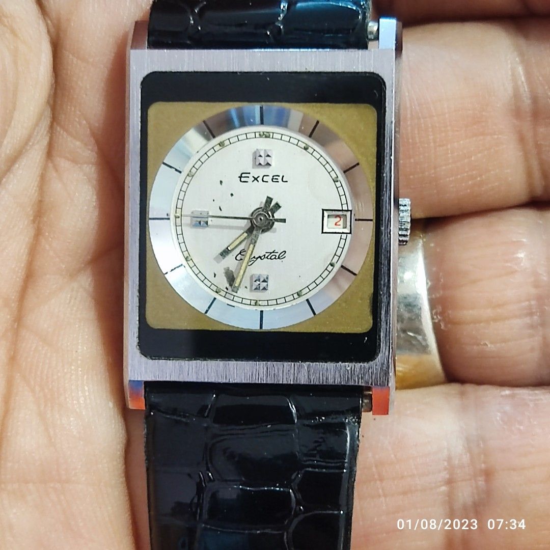 Vintage Excel Crystal Tank Mechanical, Men's Fashion, Watches ...