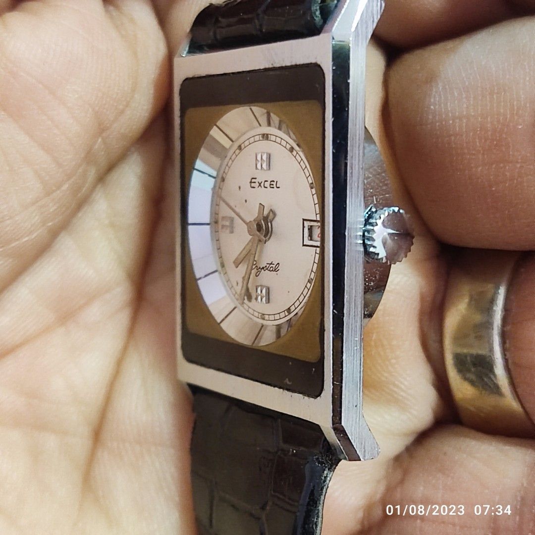Vintage Excel Crystal Tank Mechanical, Men's Fashion, Watches ...