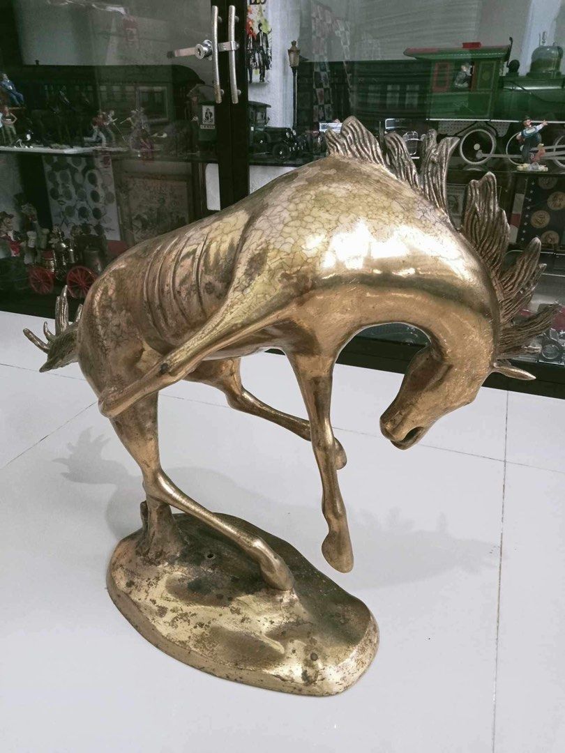 Vintage Galloping Horse on Carousell