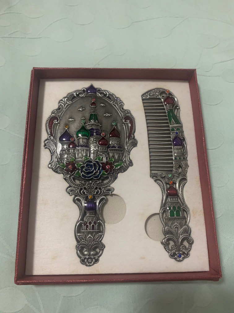 Vintage Mirror Comb Set Hobbies And Toys Memorabilia And Collectibles