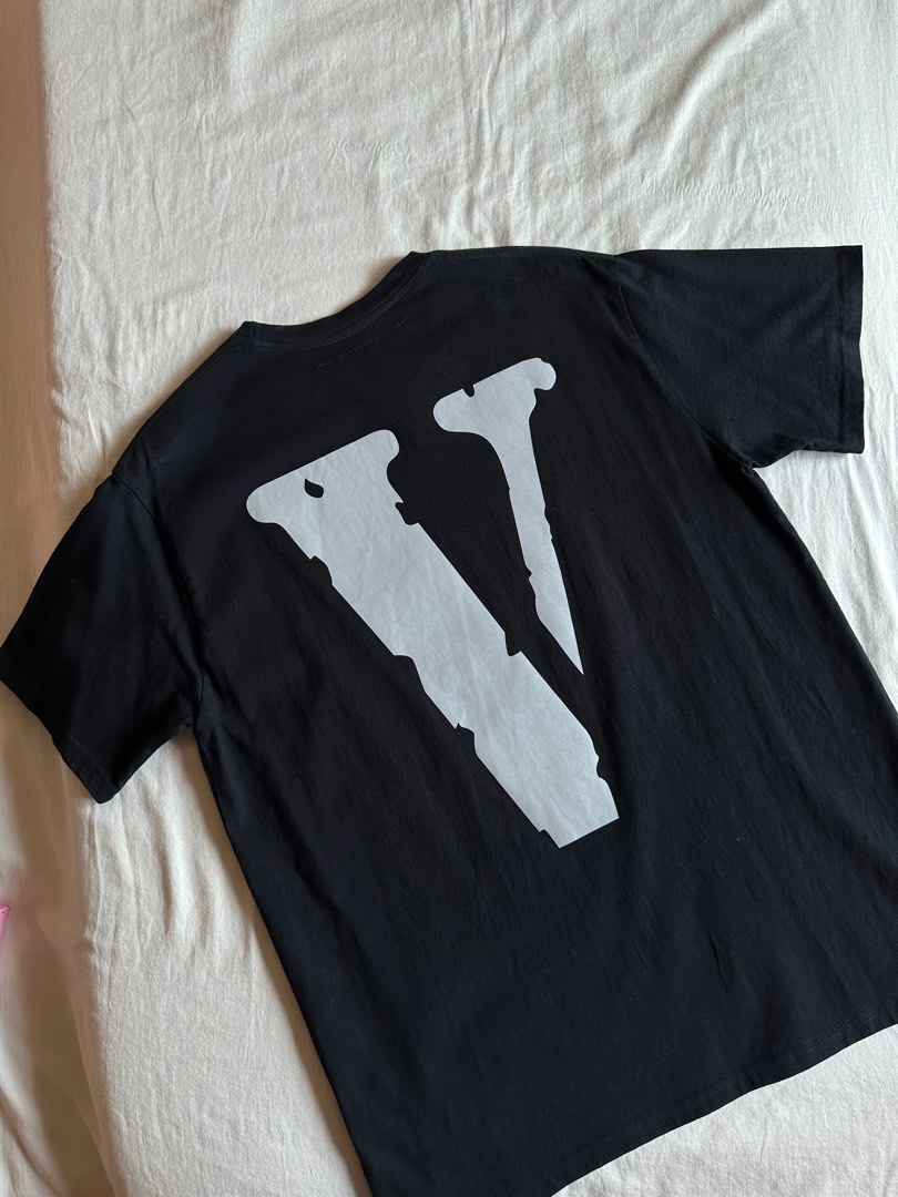 vlone reflective tee, Men's Fashion, Tops & Sets, Tshirts & Polo Shirts ...