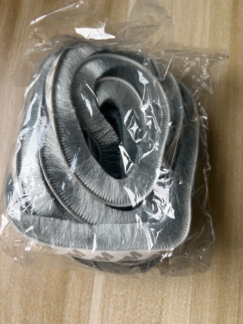 Window dust blocker, Furniture & Home Living, Home Improvement ...