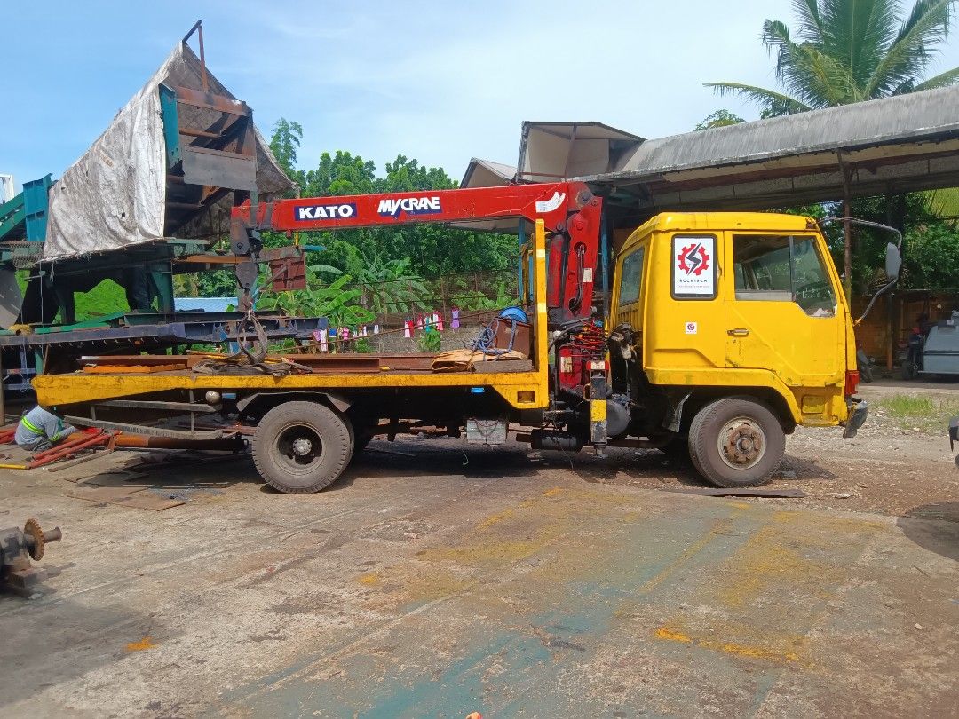 3 tonner boom truck for sale, Special Vehicles, Heavy Vehicles on Carousell