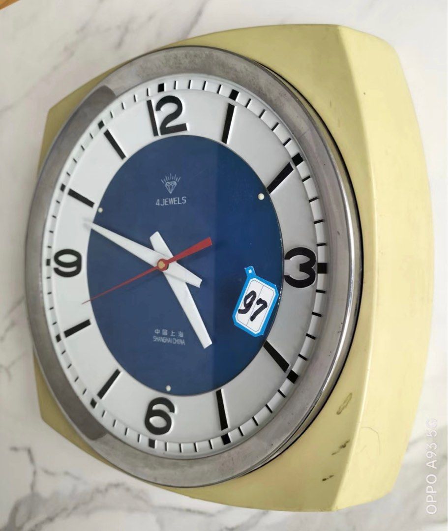 4 Jewel Plastic Cover Diamond Clock, Furniture & Home Living, Home ...