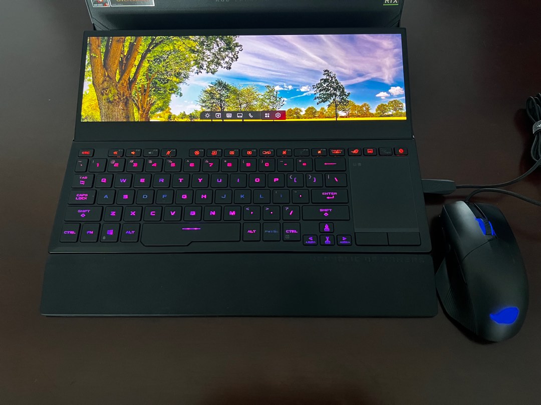 Asus Rog Zephyrus Duo Computers Tech Laptops Notebooks On Carousell