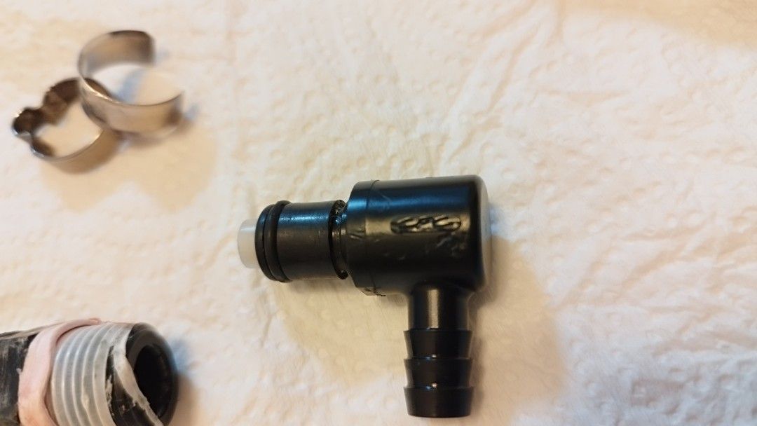 BMW r1200gsa fuel quick release pump, Motorcycles, Motorcycle ...