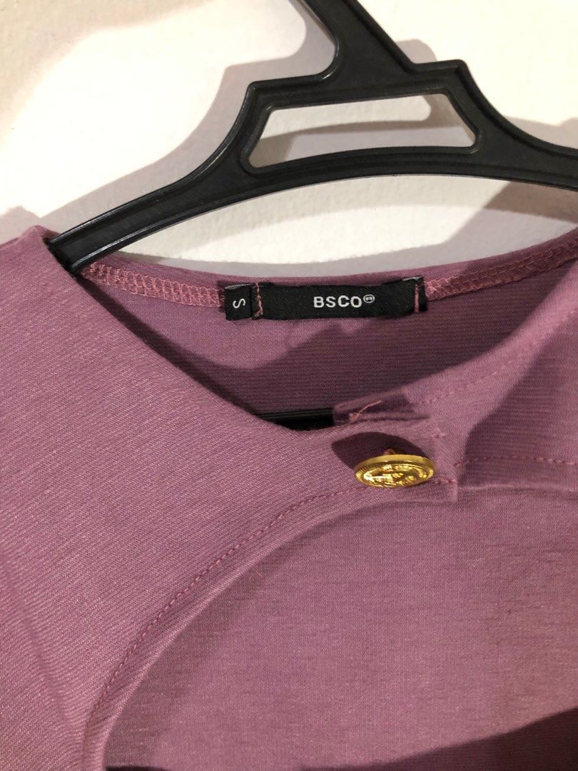 BSCO cleavage crop top on Carousell
