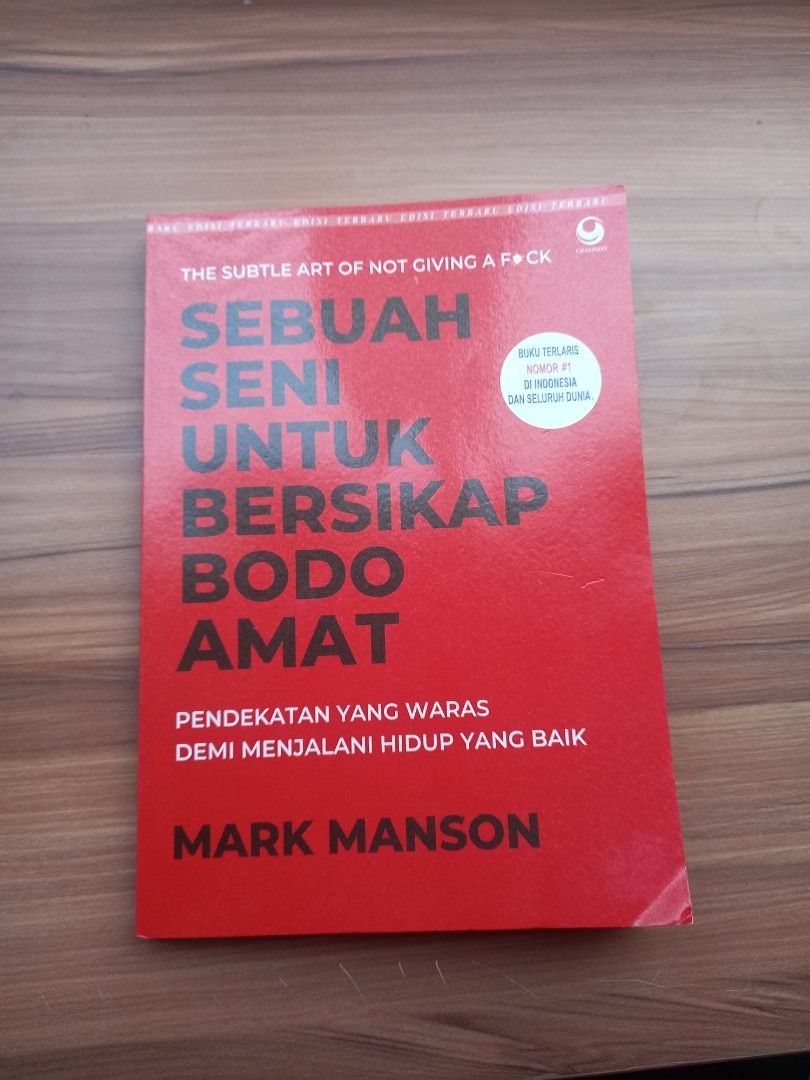Buku mark manson, Buku & Alat Tulis, Buku di Carousell