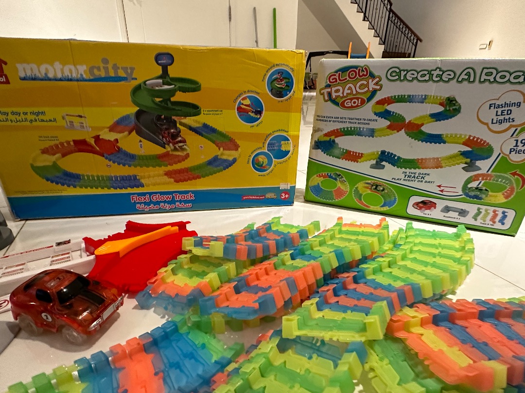 Car Glow track, Hobbies & Toys, Toys & Games on Carousell