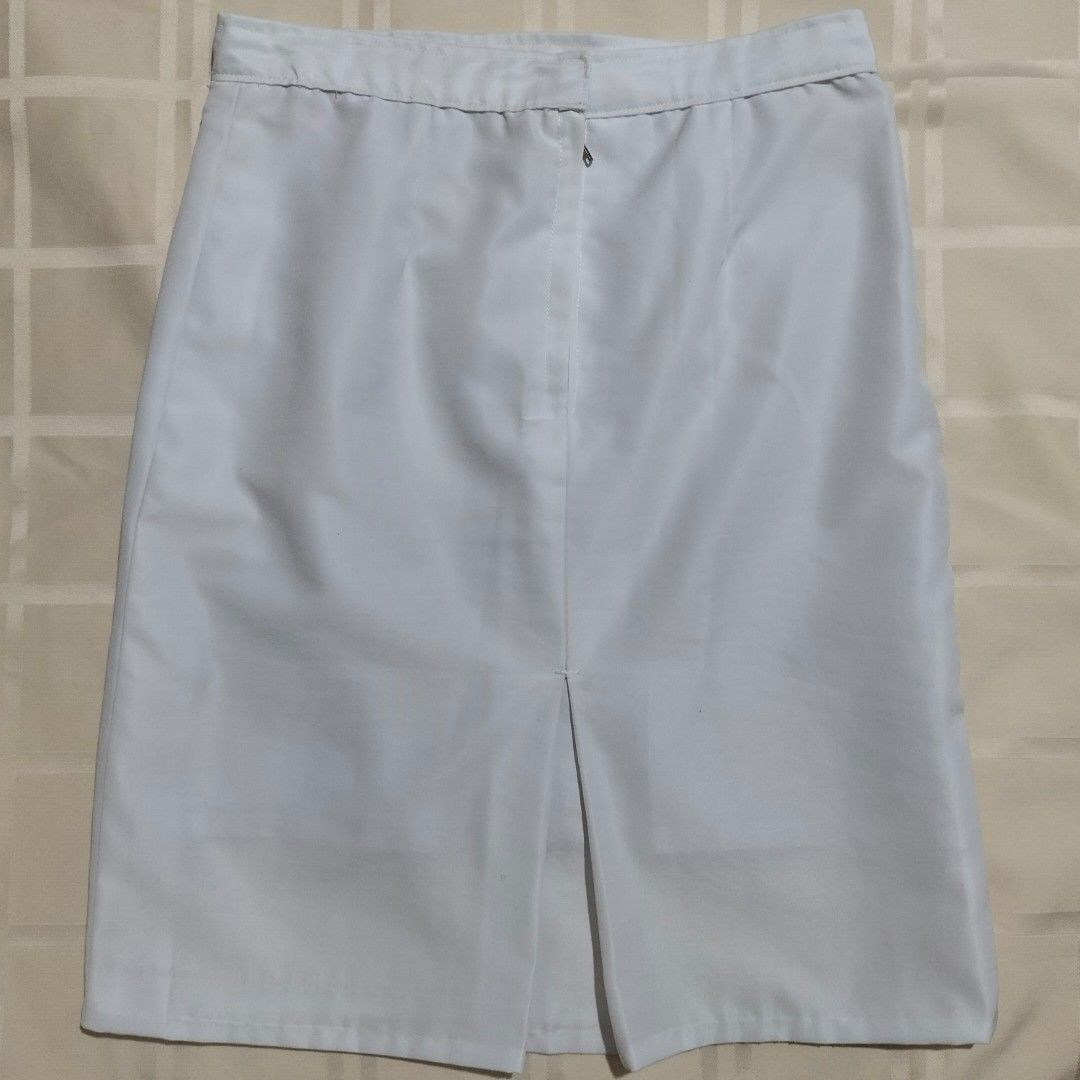 CEU Optometry Uniform (3rd to 4th Year) on Carousell