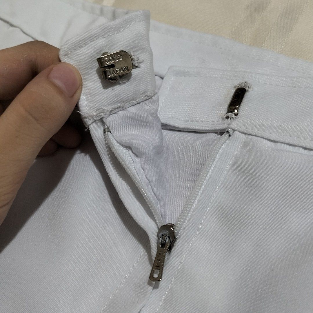 CEU Optometry Uniform (3rd to 4th Year) on Carousell