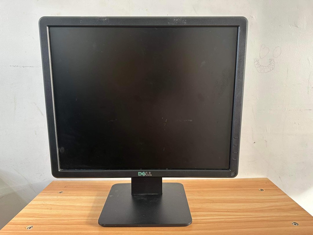DELL 19inches square monitor on Carousell