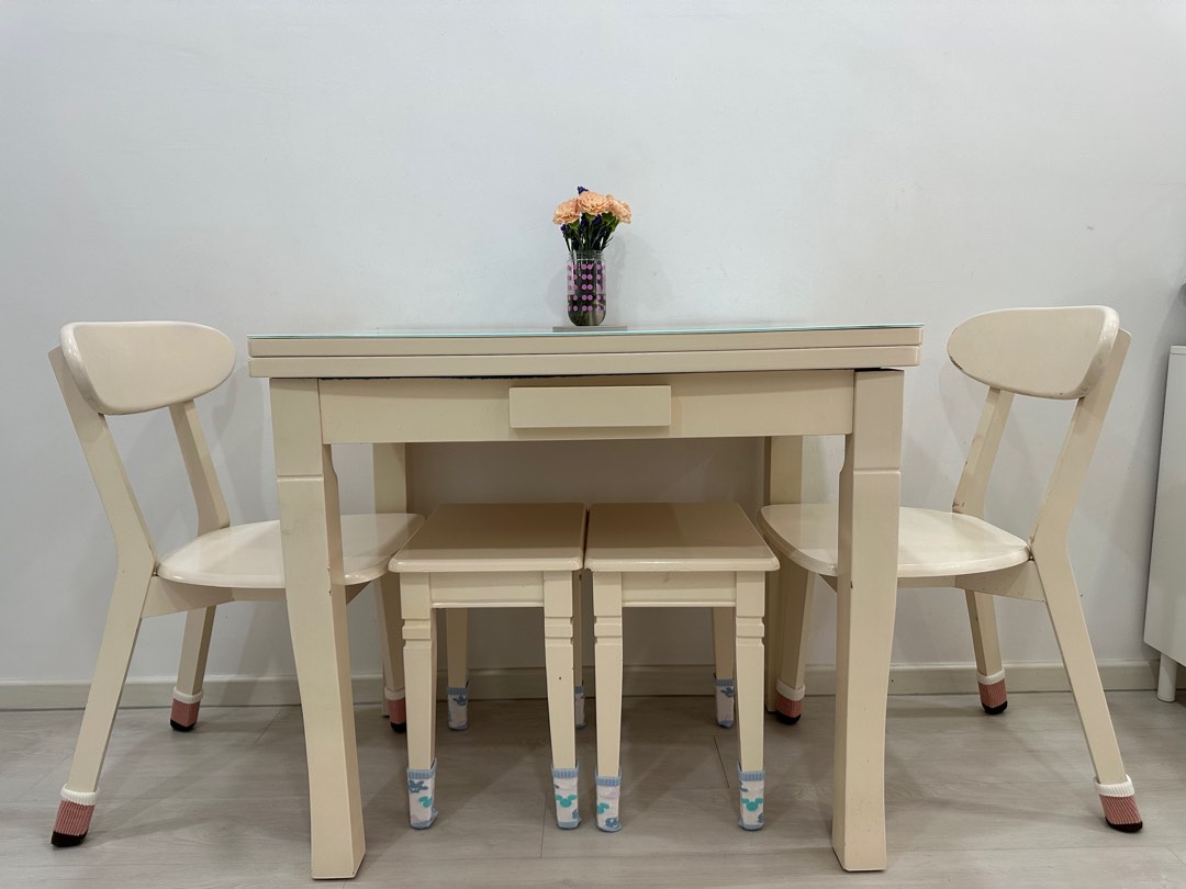 Extendable dining table n chairs, Furniture & Home Living, Furniture ...