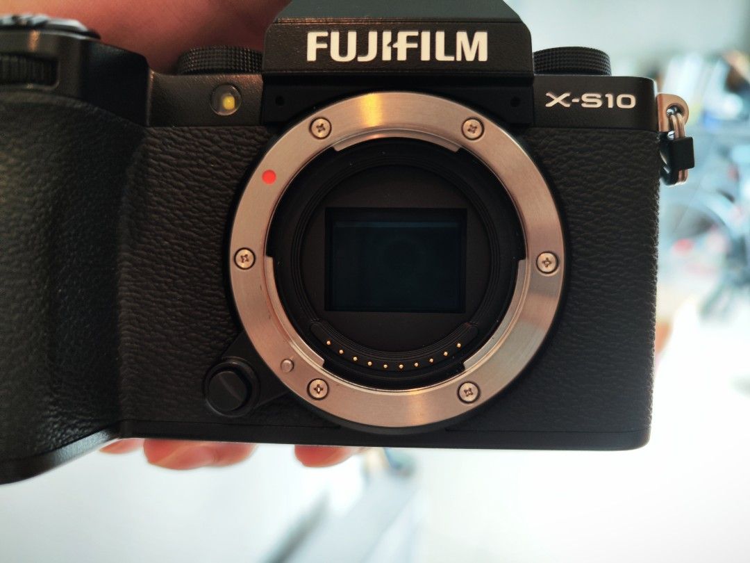 FujiFilm xs10 with xf18-55 lens, Photography, Cameras on Carousell