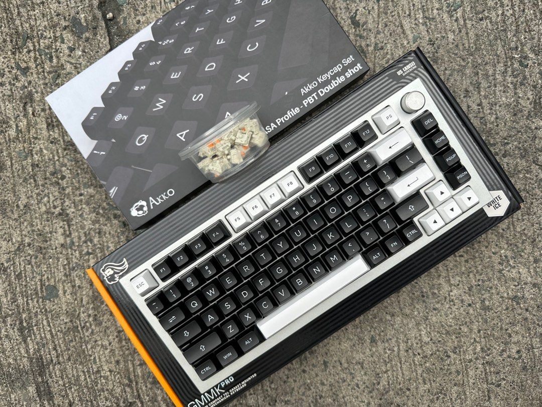 Glorious GMMK PRO (White Ice) with AKKO BOW ASA KEYCAPS, Computers ...