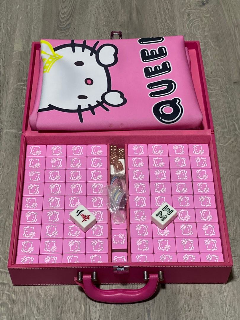 Hello Kitty Mahjong Set, Hobbies & Toys, Toys & Games on Carousell