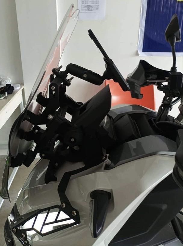 Honda ADV 150/160 Windshield Extender Bracket, Motorcycles, Motorcycle ...