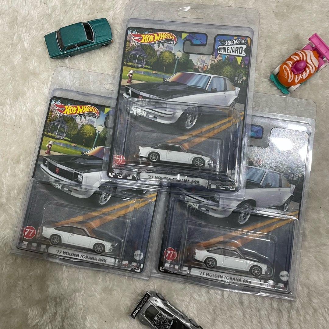 Hot Wheels Premium Boulevard 77 Holden Torana A9x In Hand Hobbies