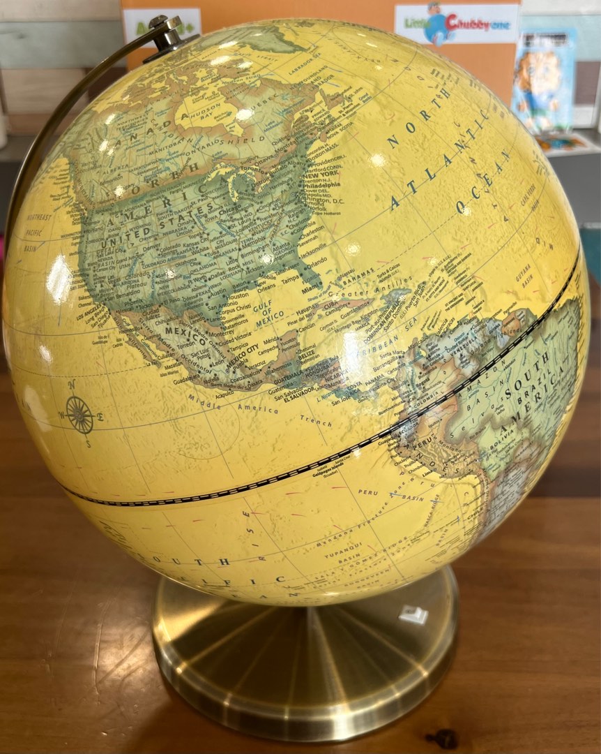 Illuminated World Globe (12 inch large), Furniture & Home Living, Home ...