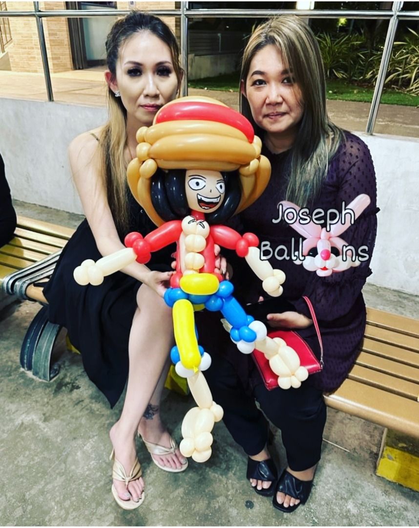 Interactive Balloon Sculpting Services | Balloon Sculptures for parties ...