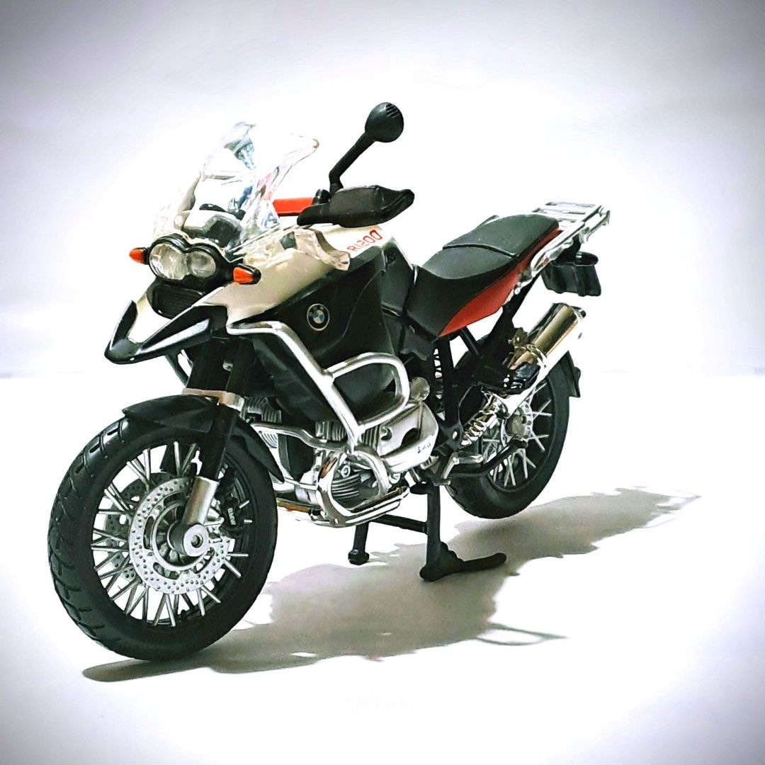 INTRODUCING THE MAISTO 1:12 Scale BMW R1200GS DIECAST SPORT MOTORCYCLE ...