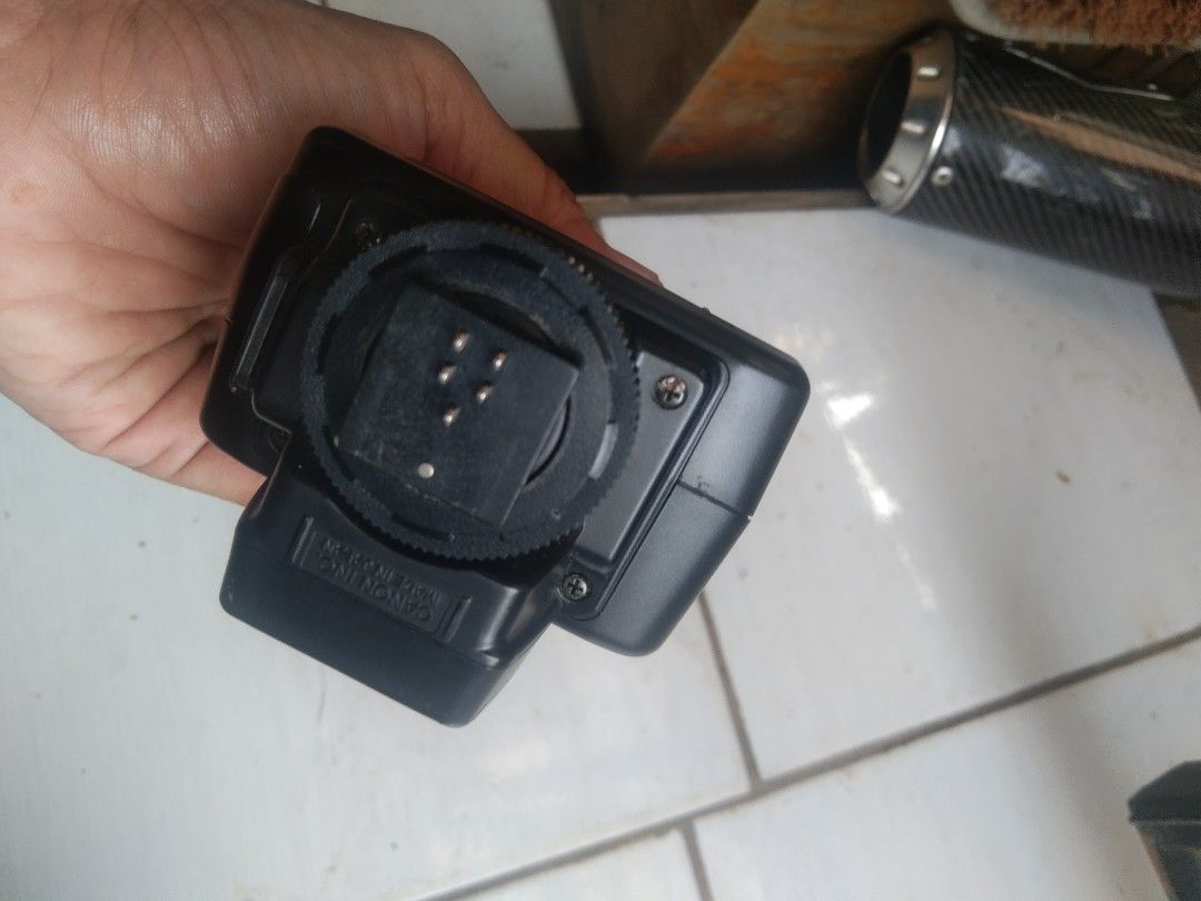 Jual only blitz camera cannon speed lite 550 EX, Fotografi di Carousell