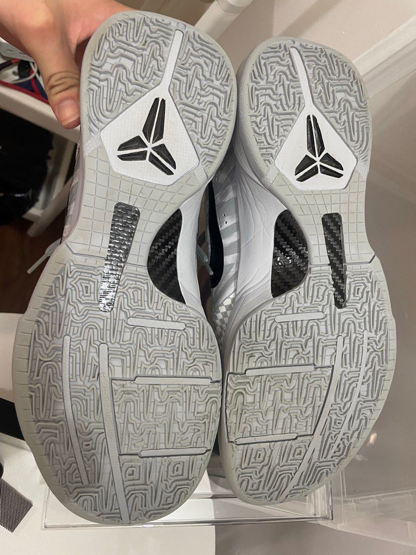 kobe 5 zebar no kd kyrie freak gt cut, 男裝, 鞋, 波鞋 - Carousell