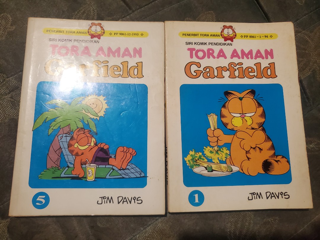 Komik Garfield Tora Aman, Hobbies & Toys, Books & Magazines, Comics ...